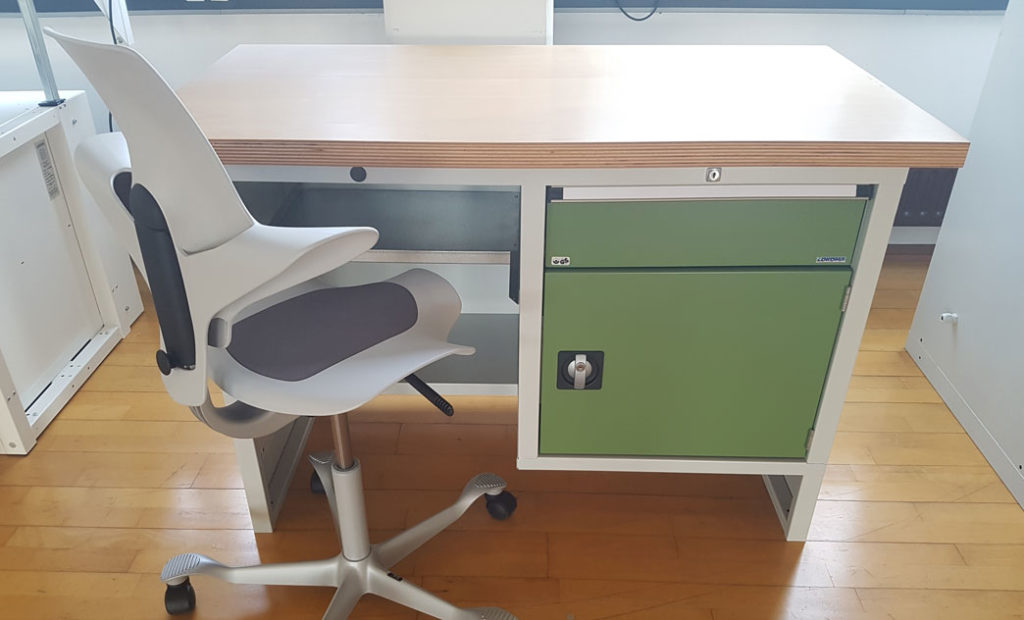 Box-type workbenches light-duty KWB-L – LOKOMA